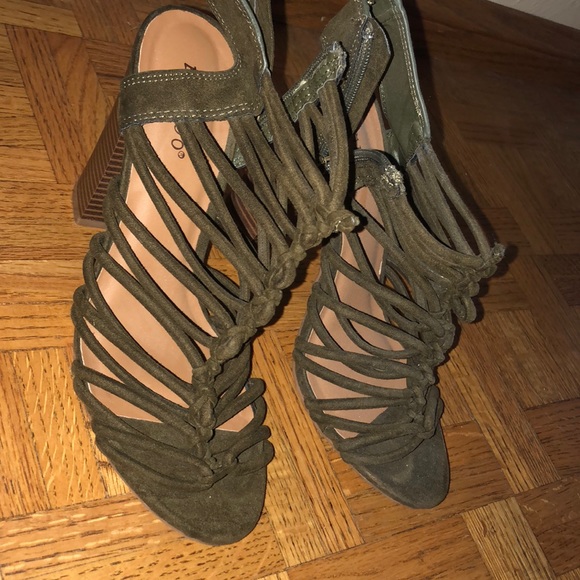 BAMBOO | Shoes | Olive Green Strappy Heels | Poshmark